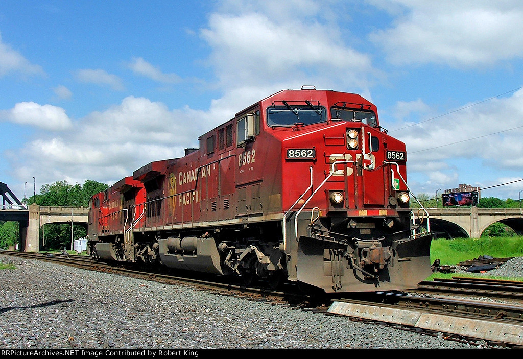 CP 8562 38Z (2)
